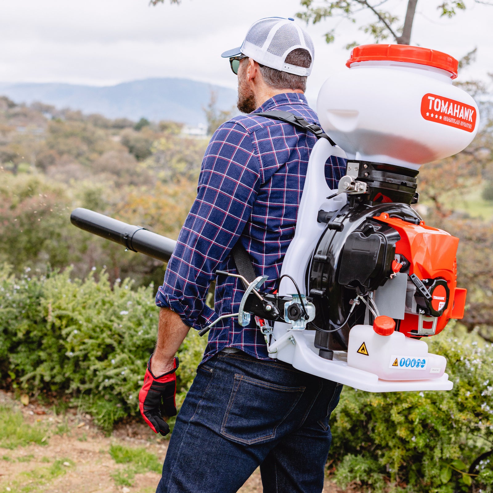 4 Gal Motorized Fertilizer Spreader Broadcast Lawn Seed Ice Melt Salt ...