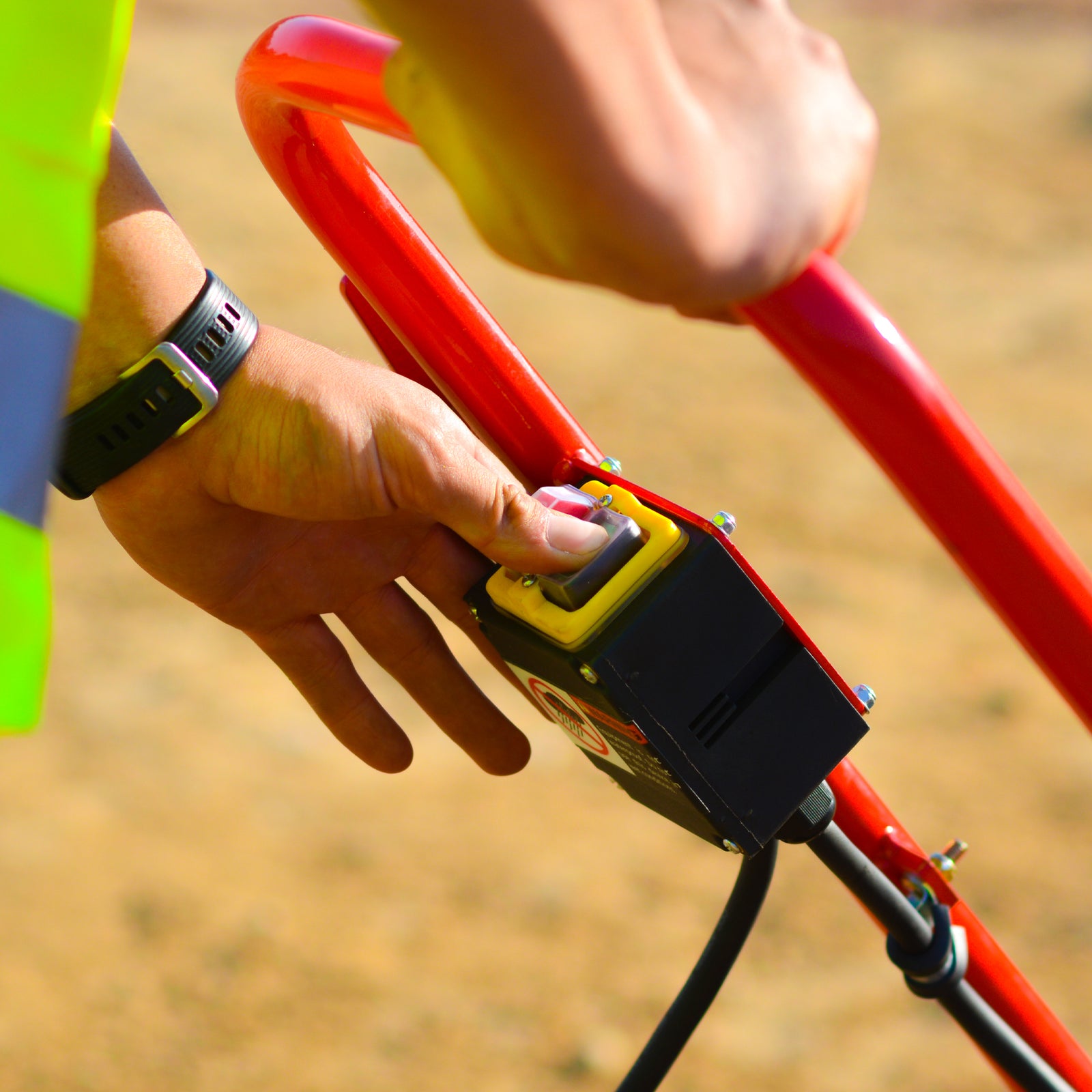 2 HP Electric Vibratory Plate Compactor Tamper for Gravel Soil Compact ...